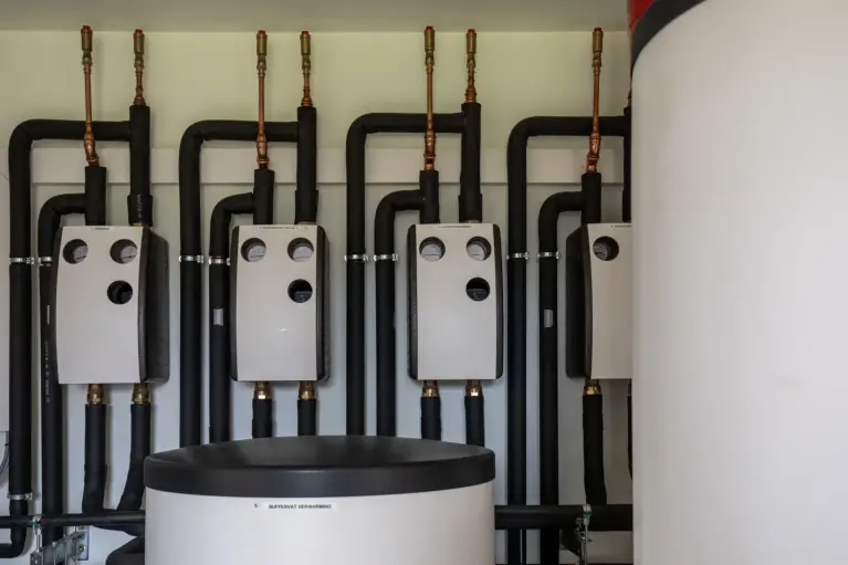 Duurzaam verwarmen met Mitsubishi Electric's Ecodan warmtepomp | Mitsubishi Electric ...