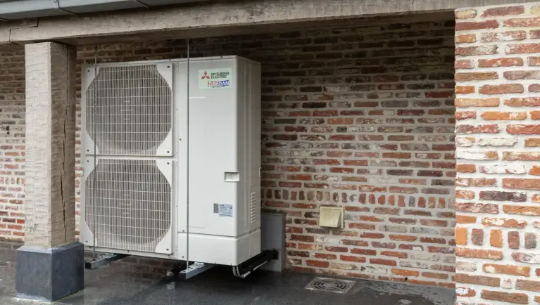 Duurzaam verwarmen met Mitsubishi Electric's Ecodan warmtepomp ...