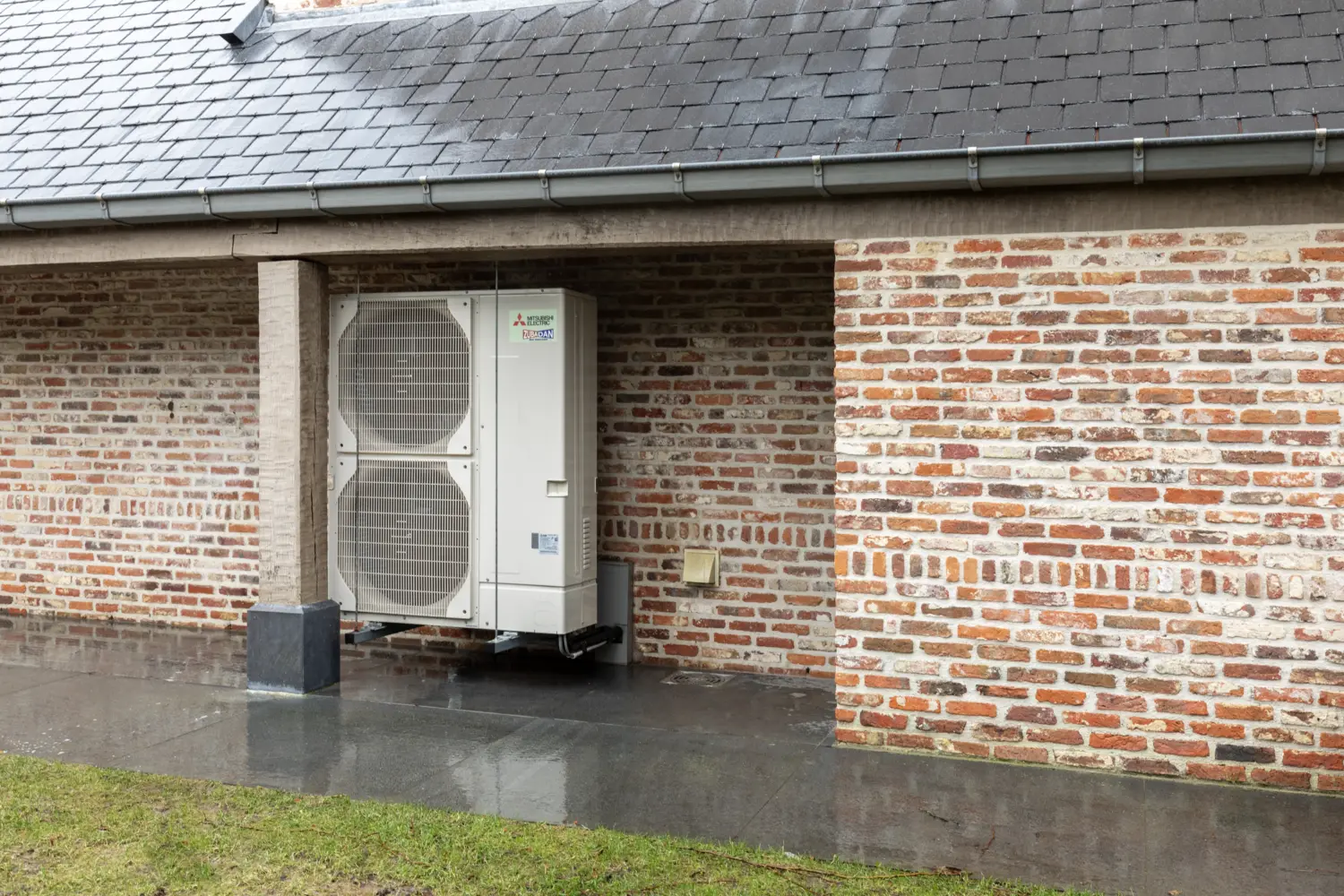 Duurzaam verwarmen met Mitsubishi Electric's Ecodan warmtepomp | Mitsubishi Electric ...